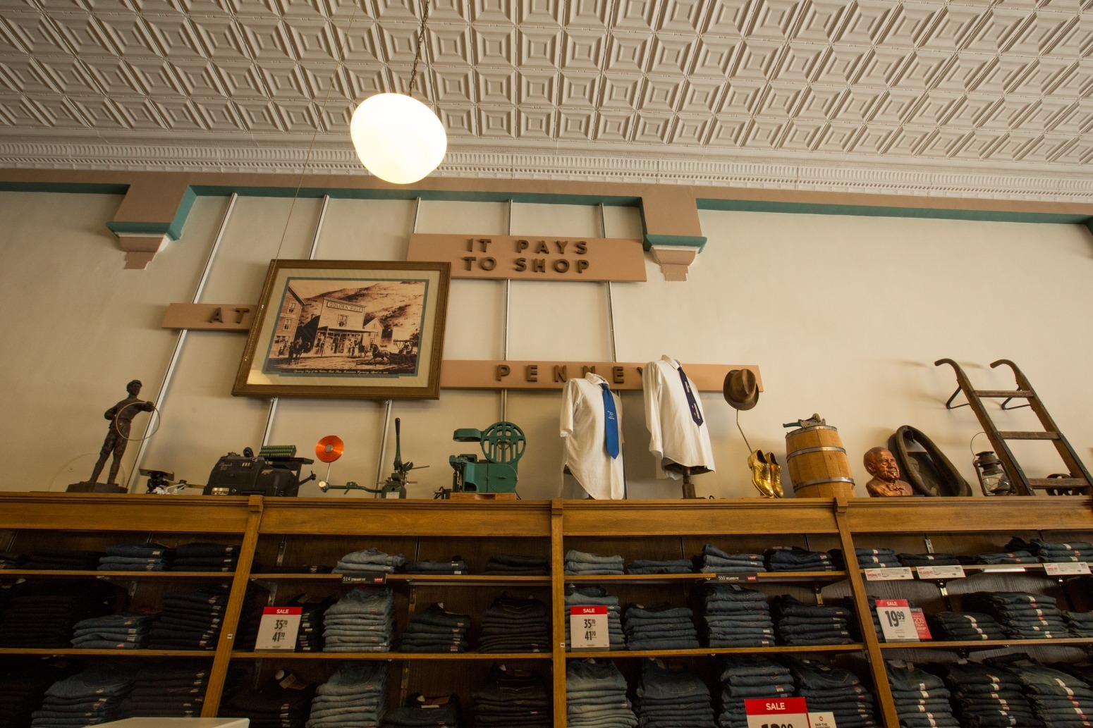 Kemmerer, Wyoming: Find the Uncommon - Fossil Basin